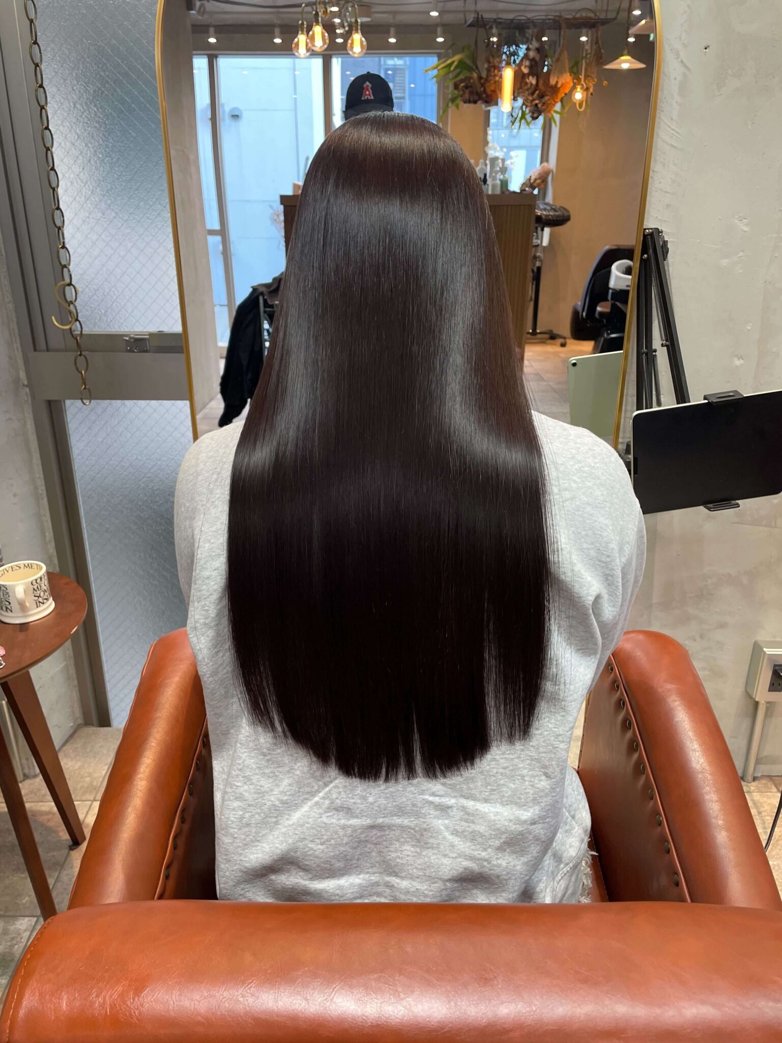 エイジング毛に髪質改善が効果的？メリットやデメリットを解説 | 髪質改善SHEER./ 髪質改善＆縮毛矯正美容室【東京表参道-銀座/大阪梅田】